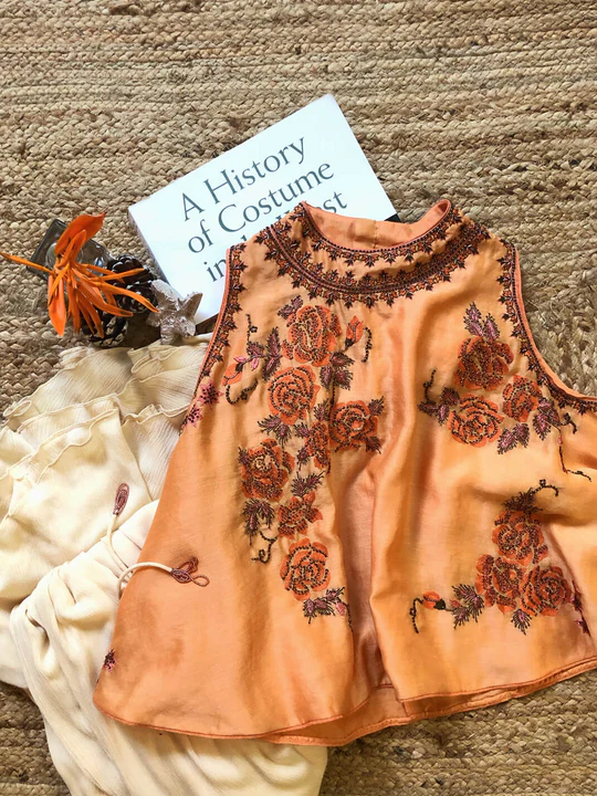 THE FINESSE OF LESS – Labbada Store